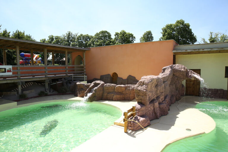 Mont mosan otaries perroquets, Mont Mosan à Huy